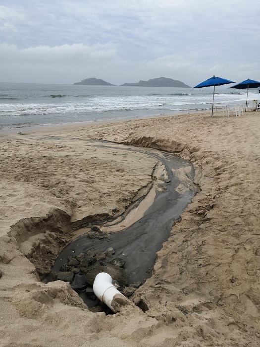 Reportan desagüe en playa; Ecología interviene | Son Playas